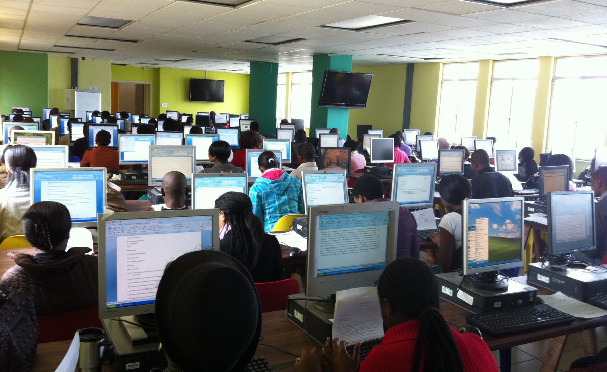 Nigeria's Computer-Based Education Exam Hits Snags - allAfrica.com