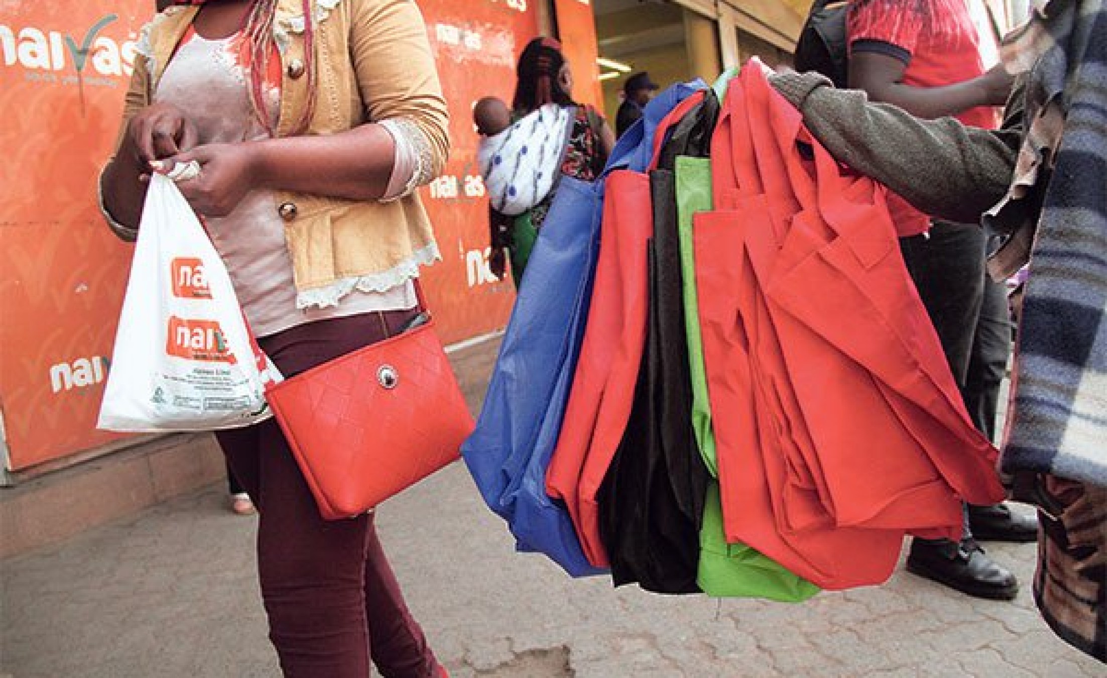 Kenyans Urged to Embrace Alternative Bags - allAfrica.com