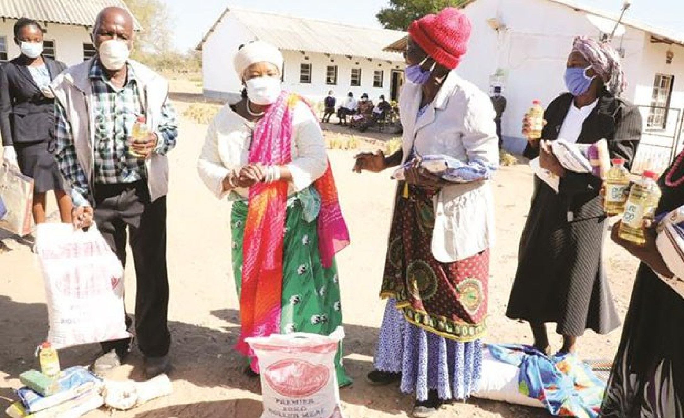 Zimbabwe: First Lady Takes COVID-19 Awareness to Gokwe - allAfrica.com